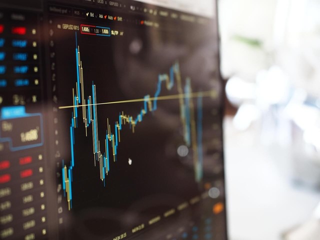 Stock Swap: Definition, How It Works, Example, and Taxation | Ascot ...