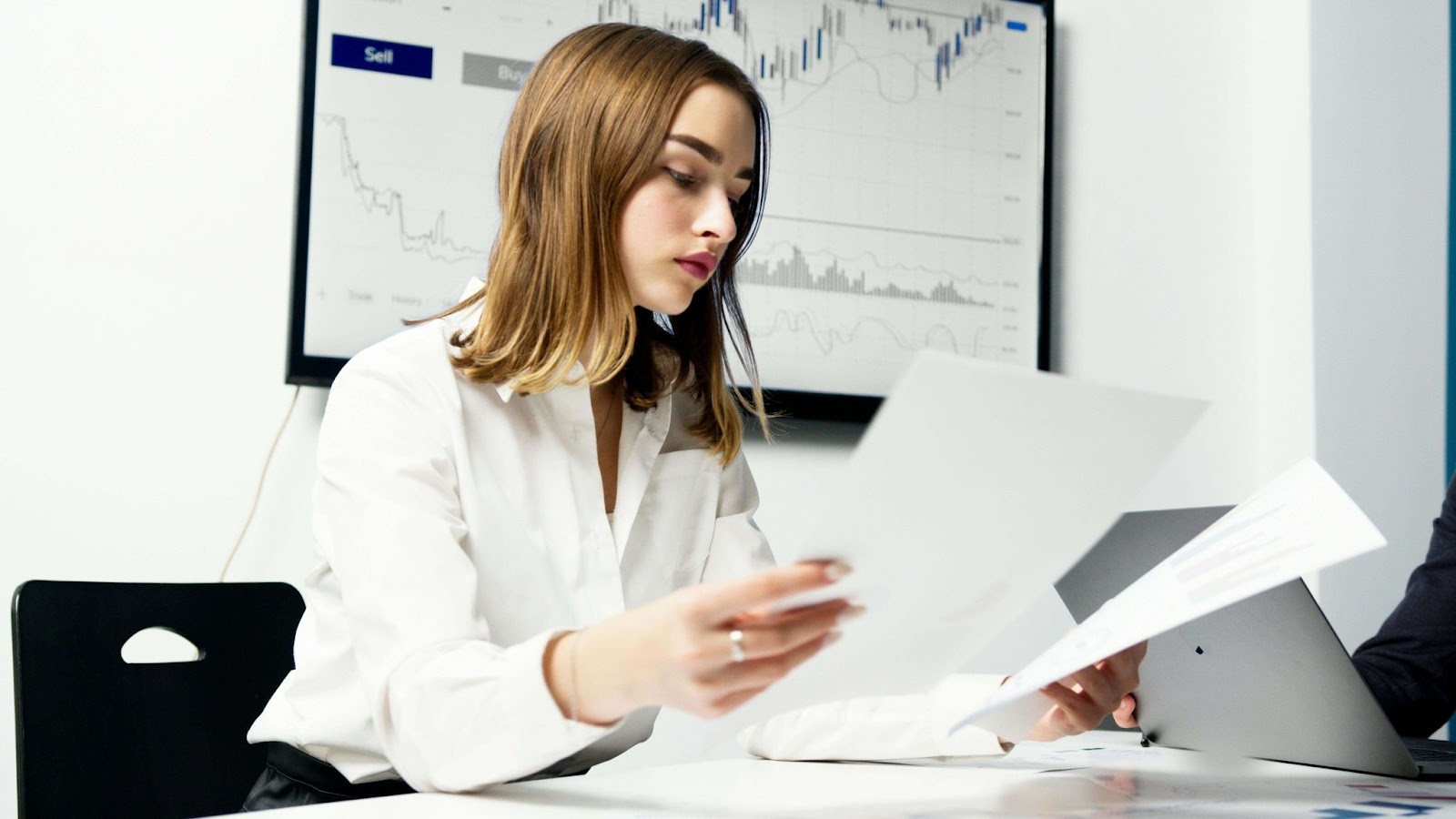 SWOT Analysis: Definition, 8 Steps, Uses, & Examples | Ascot International